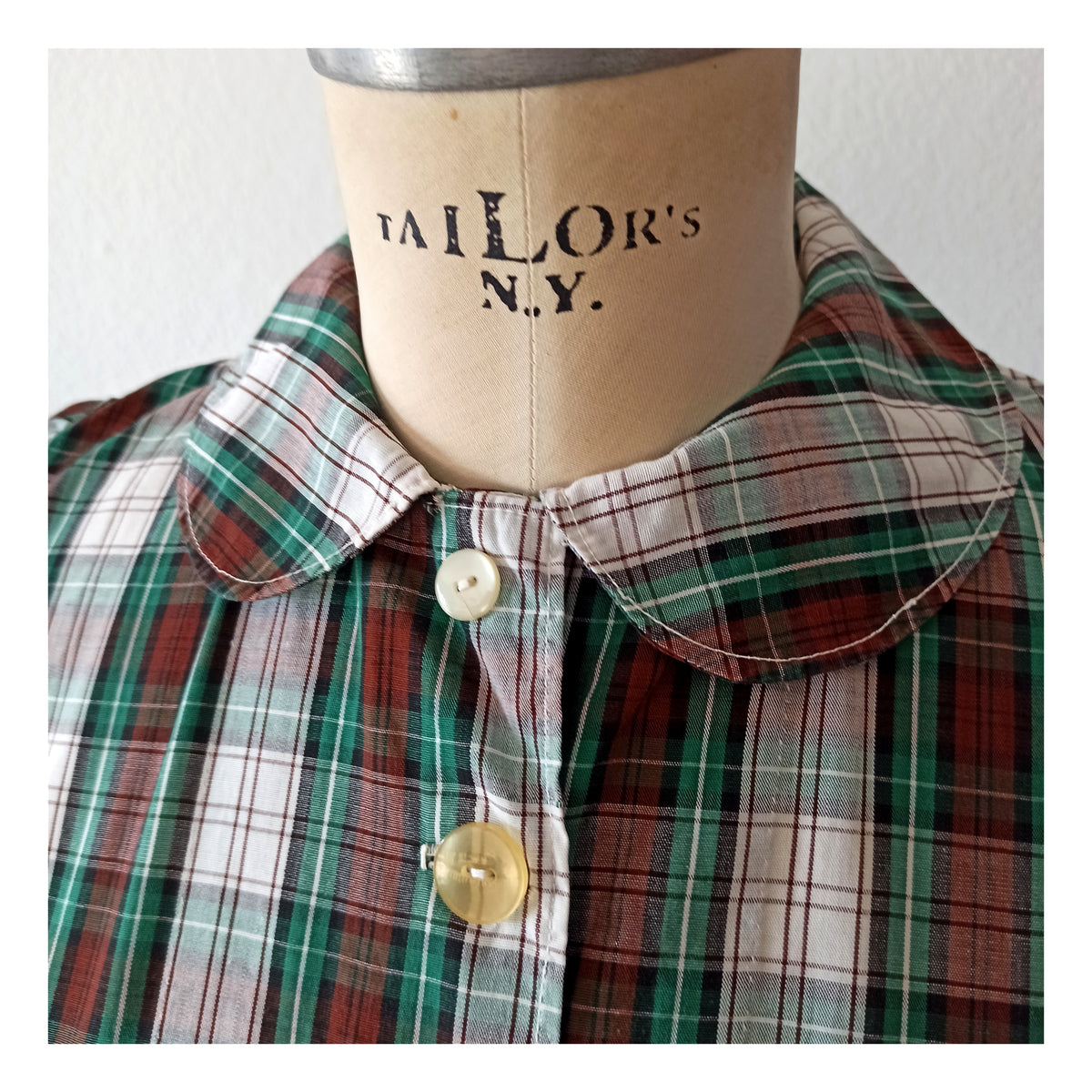 1960s - Gorgeous Puffed Shoulders Plaid Cotton Blouse – Der Fuchs Vintage